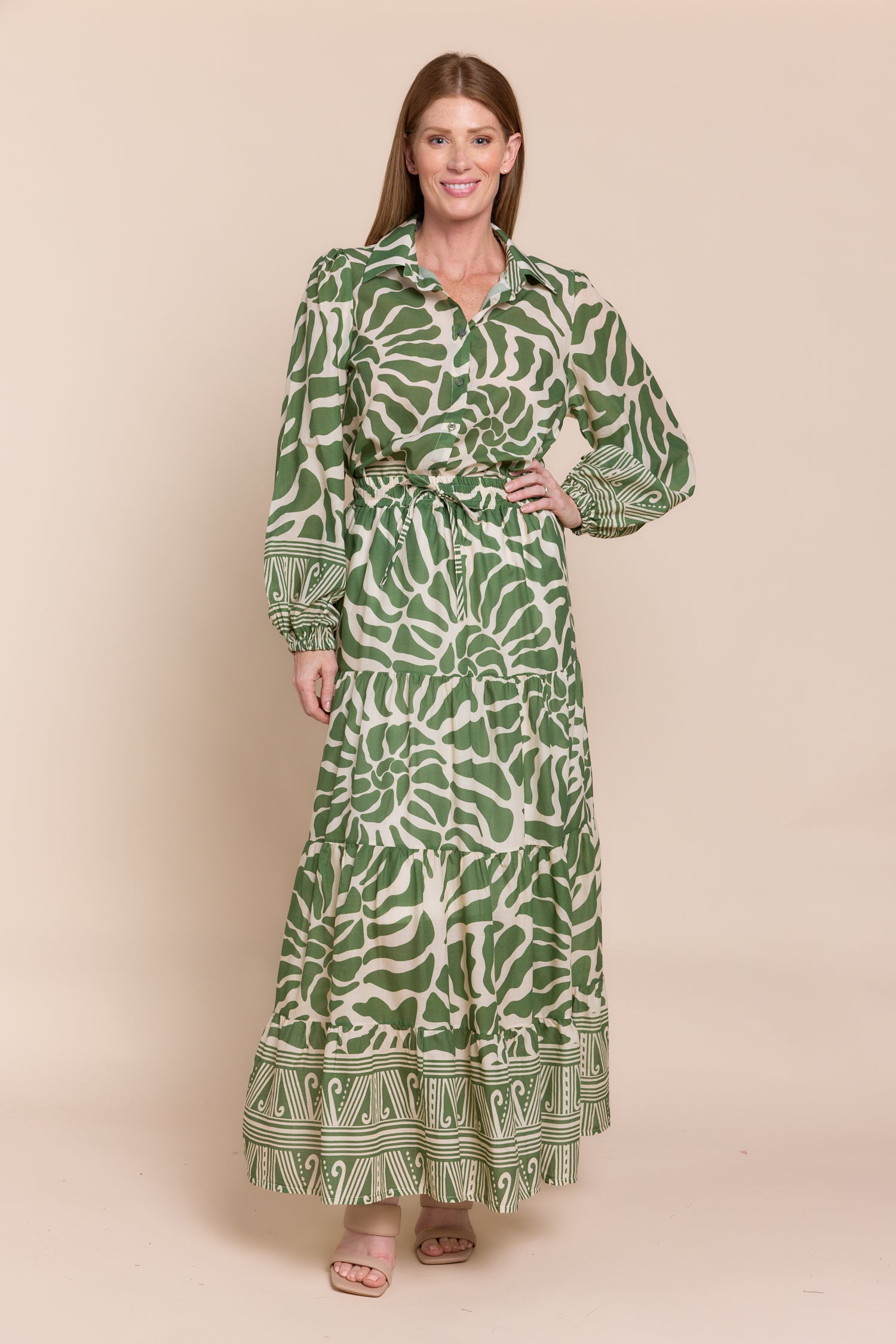 VIERA – Sofia Collection